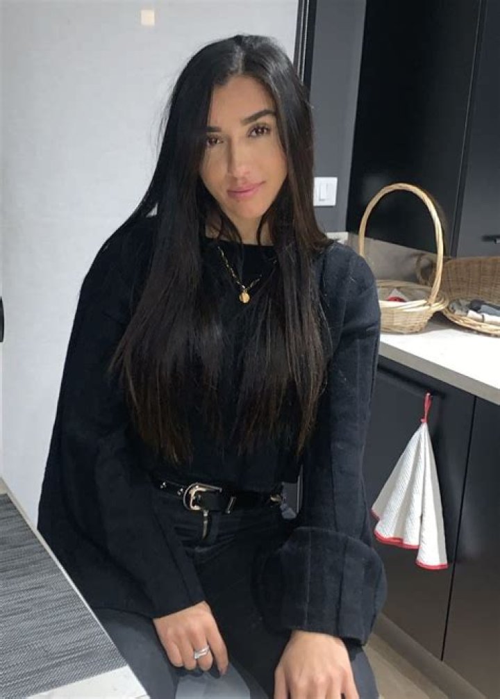 Sakina Karchaoui Biography: Boyfriend or Girlfriend, Family, Salary ...